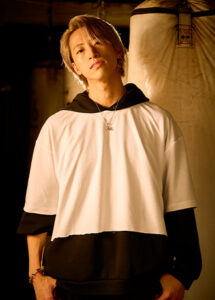 PERFORMER | b-monster（ビーモンスター） 暗闇ボクシング・フィットネス