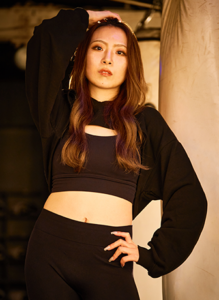 PERFORMER | b-monster（ビーモンスター） 暗闇ボクシング・フィットネス